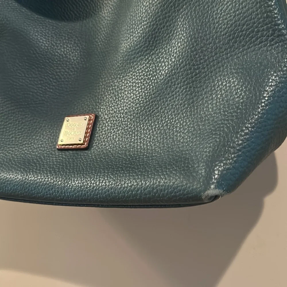 Dooney & Bourke | Bags | Dooney Bourke Green Pebble Grain Twist Strap ...